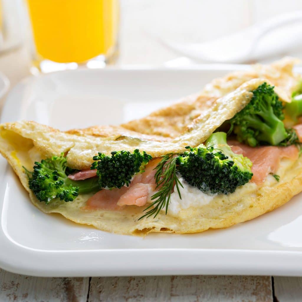 How Can I Gain Muscle, But Lose Weight? | Q+A | LA Fitness Blog